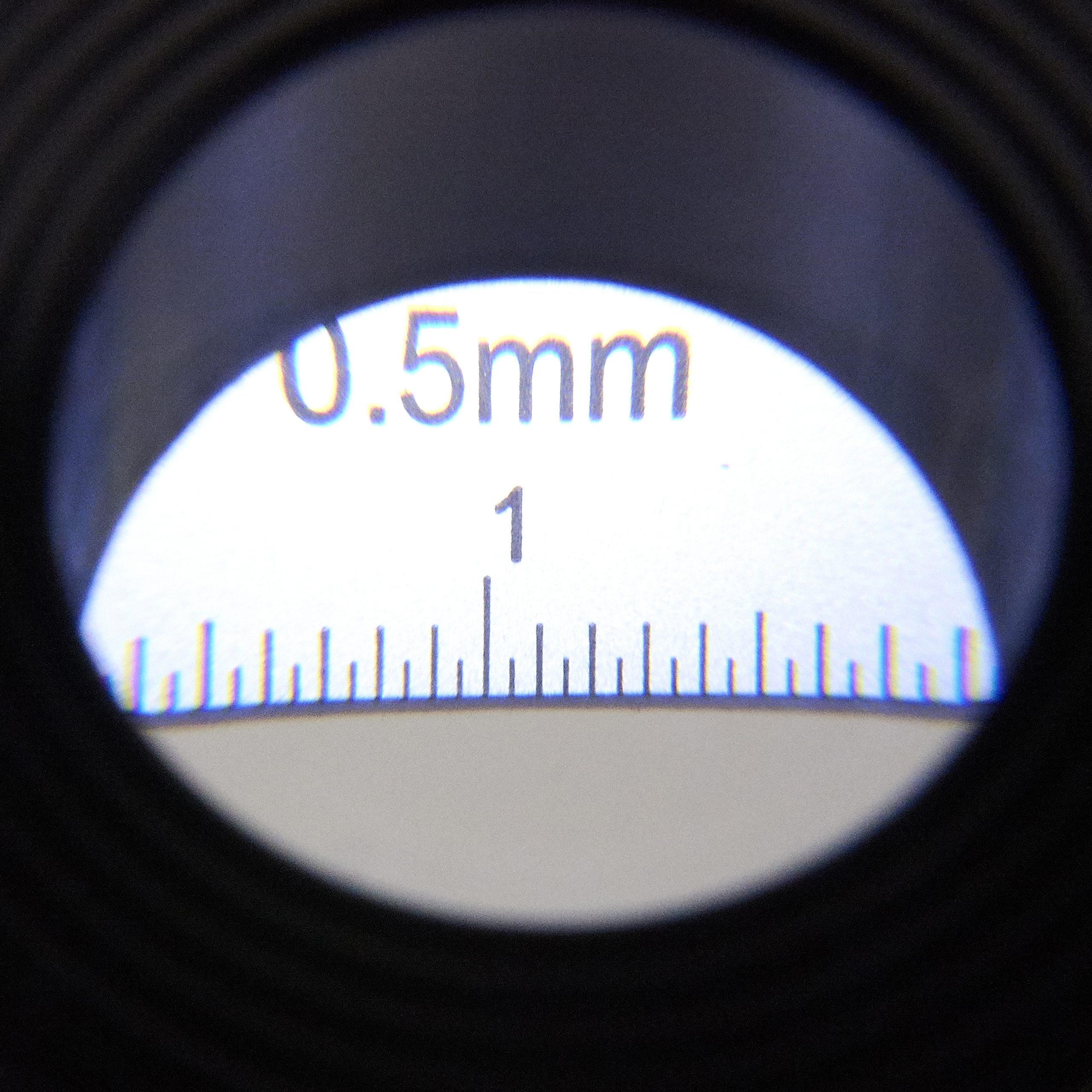 CP-45 LUPA 11.5x LUZ LED/UV CON RETICULA DE MEDICION - DMLTECH ...